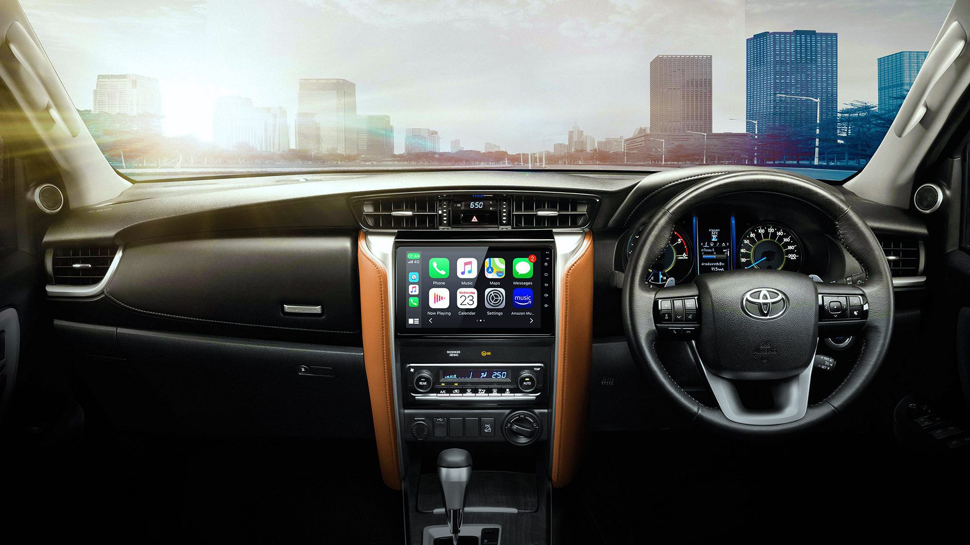 OneNav Toyota Fortuner (2019+) Wireless Android Auto & Apple Car Play ...